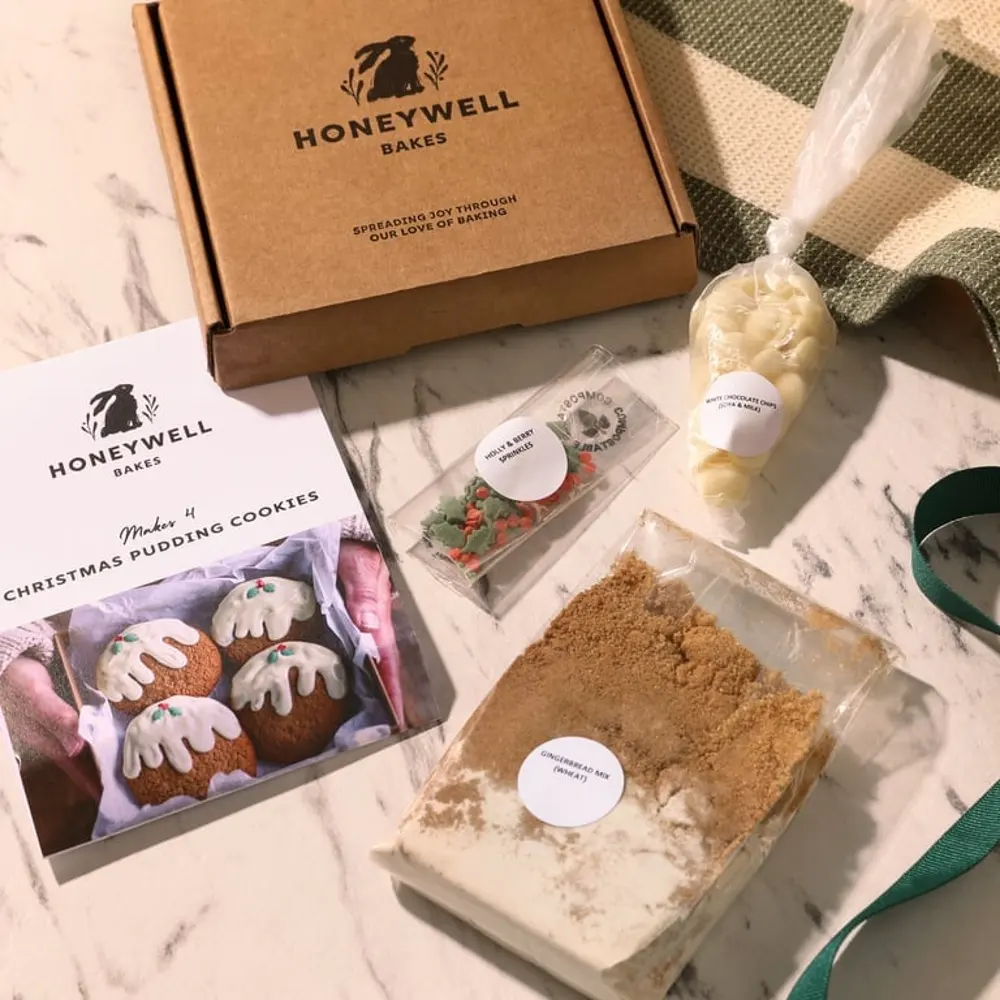 The Gingerbread Baking Kit | Luxury Gifts | Bloom & Wild