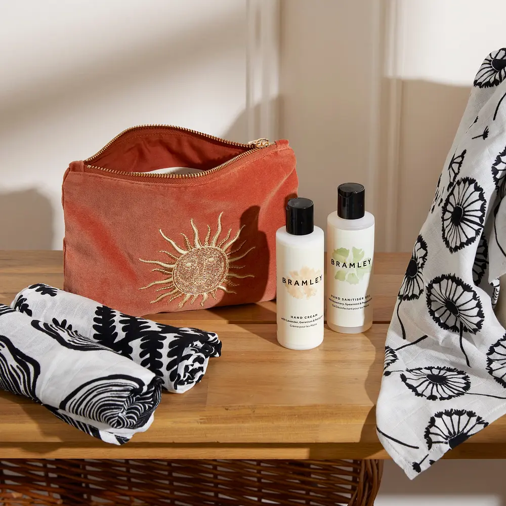 Bloom & Wild Flower Delivery | Flowers & Gifts