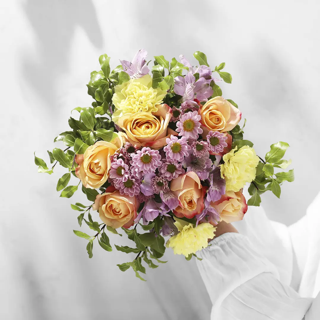 Pflegeanleitung für Rosen | Bloom & Wild