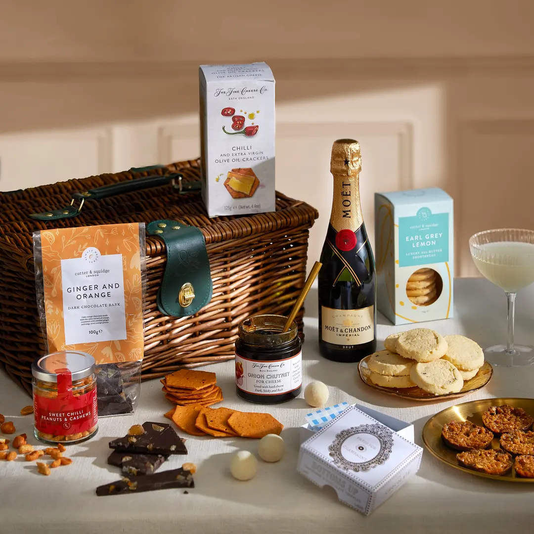 Gift Hampers & Gift Sets UK | Bloom & Wild