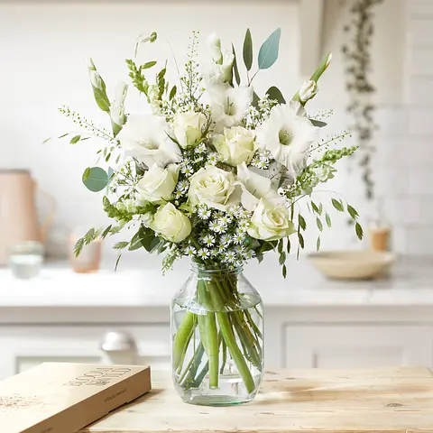 Flowers Online Delivery | Send Blooms & Gifts | Bloom & Wild